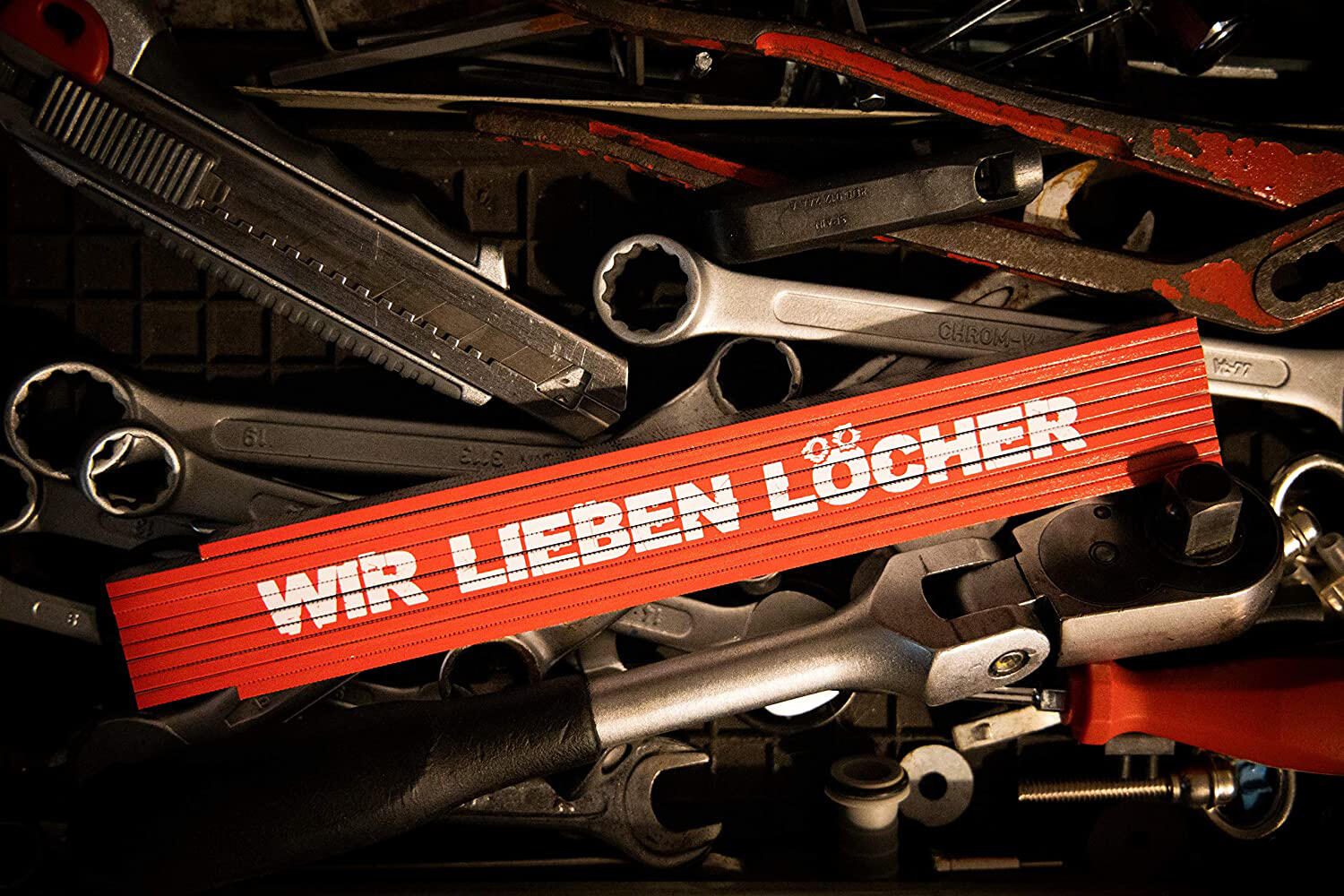 TOX Meterstab "WIR LIEBEN LÖCHER" Holz | playox.de